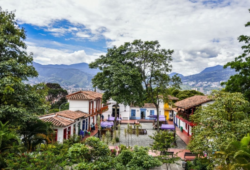 Lllᐈ 12 Lugares Turísticos De Medellín Invoyager