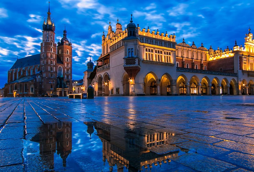 Requisitos para viajar a Polonia desde Perú 2025 - Invoyager